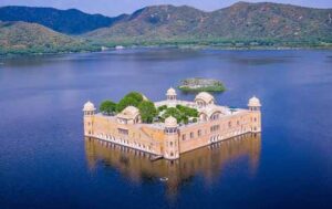 Why is Jal Mahal Unique: 10 Facts at a Glance?